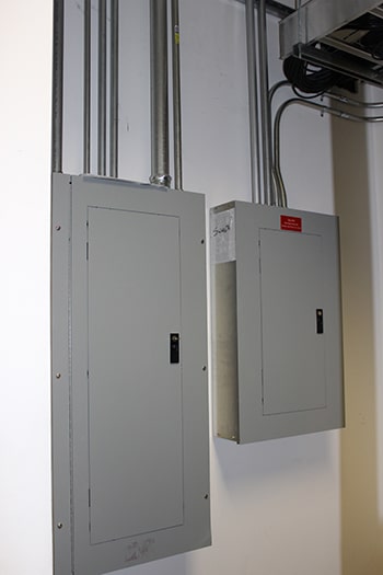 Ensuring Uptime with Eaton UPS Installations - Titan Power Inc